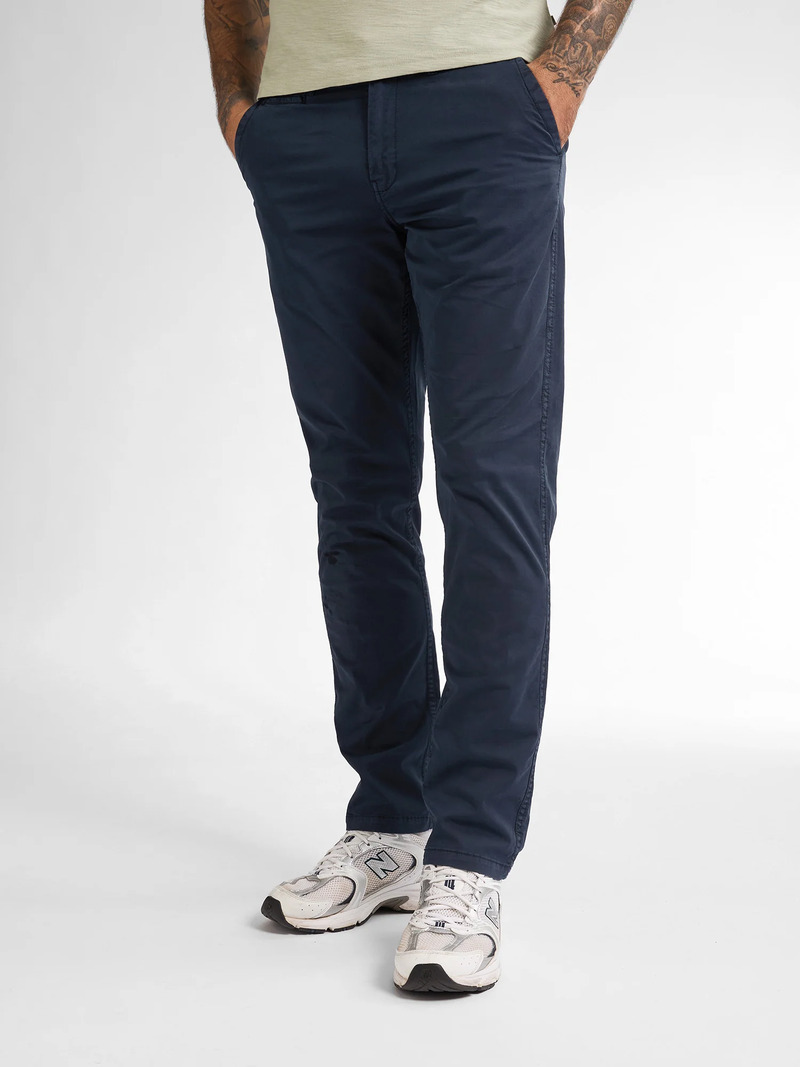 Men Non Denim Chino | AVANGARDIA CONCEPT STORE