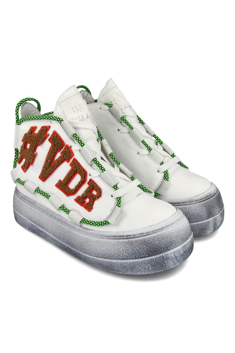 SNEAKERS | AVANGARDIA CONCEPT STORE